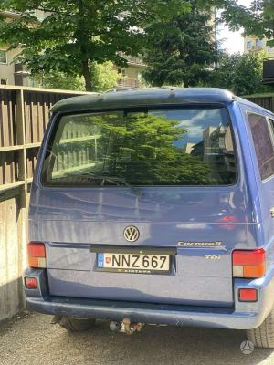 Blue Volkswagen Caravelle 1996 in Vilnius, with an engine capacity of 2.50 L and mileage of 390 thousand km for 3449 €, photo 4 on AUTOMOTO.COM.LV