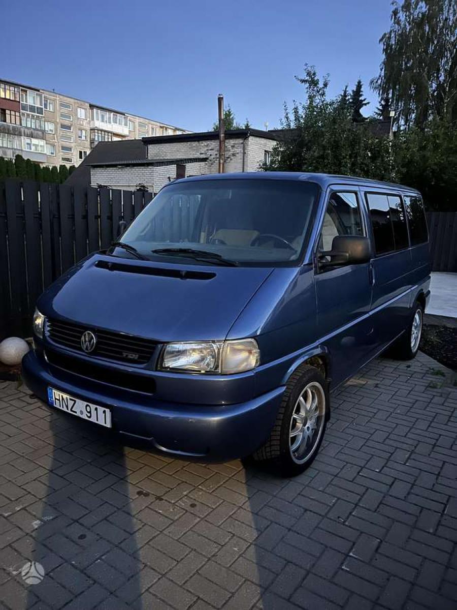 Zils Volkswagen Caravelle 1997 Šauļi, ar dzinēja tilpumu 2.50 L un nobraukumu 430 tūkst. km par 3700 €, foto 5 vietnē AUTOMOTO.COM.LV