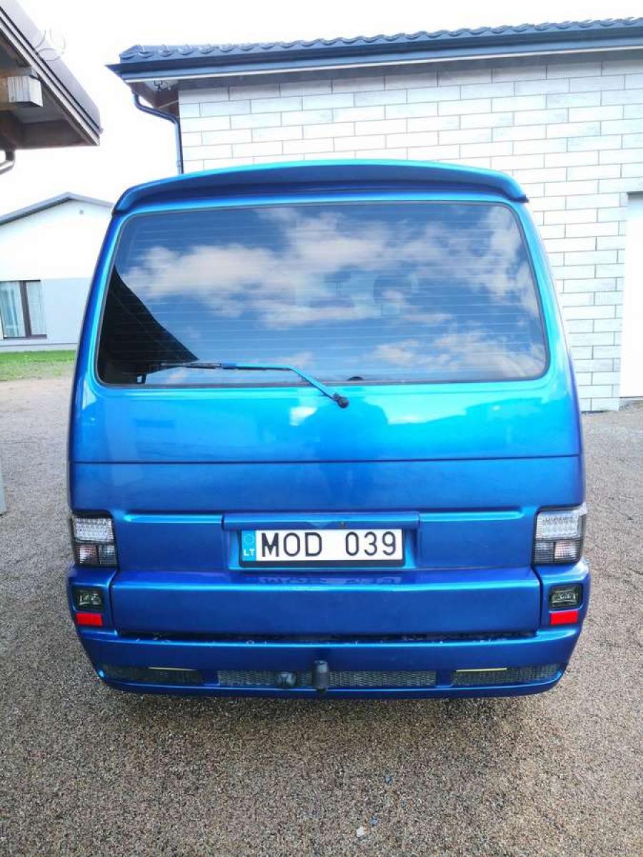 Zils Volkswagen Caravelle 1999 Kauņa, ar dzinēja tilpumu 2.50 L un nobraukumu 383 tūkst. km par 5000 €, foto 12 vietnē AUTOMOTO.COM.LV