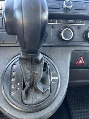 Zils Volkswagen Caravelle 2010 Šauļi, ar dzinēja tilpumu 2.00 L un nobraukumu 510 tūkst. km par 5350 €, foto 13 vietnē AUTOMOTO.COM.LV