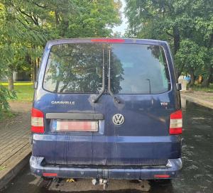 Zils Volkswagen Caravelle 2011 Viļņa, ar dzinēja tilpumu 2.00 L un nobraukumu 190 tūkst. km par 3800 €, foto 7 vietnē AUTOMOTO.COM.LV