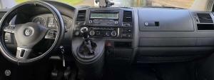 Zils Volkswagen Caravelle 2011 Viļņa, ar dzinēja tilpumu 2.00 L un nobraukumu 190 tūkst. km par 3800 €, foto 10 vietnē AUTOMOTO.COM.LV