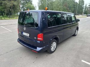 Zils Volkswagen Caravelle 2013 Daugavpils, ar dzinēja tilpumu 2.00 L un nobraukumu 499 tūkst. km par 9100 €, foto 6 vietnē AUTOMOTO.COM.LV
