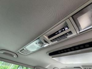 Zils Volkswagen Caravelle 2013 Daugavpils, ar dzinēja tilpumu 2.00 L un nobraukumu 499 tūkst. km par 9100 €, foto 20 vietnē AUTOMOTO.COM.LV
