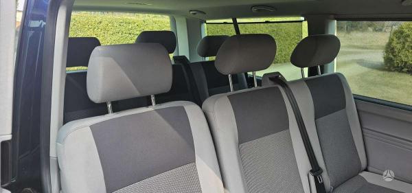 Zils Volkswagen Caravelle 2015 Ukmergė, ar dzinēja tilpumu 2.00 L un nobraukumu 241 tūkst. km par 15400 €, foto 3 vietnē AUTOMOTO.COM.LV