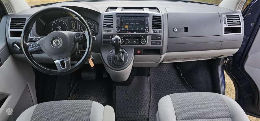Zils Volkswagen Caravelle 2015 Ukmergė, ar dzinēja tilpumu 2.00 L un nobraukumu 241 tūkst. km par 15400 €, foto 10 vietnē AUTOMOTO.COM.LV
