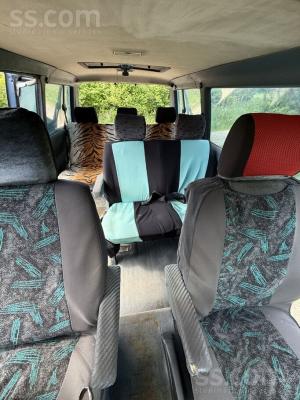 Zils Volkswagen Caravelle 1991 Daugavpils, ar dzinēja tilpumu 2.40 L un nobraukumu 363 tūkst. km par 1500 €, foto 6 vietnē AUTOMOTO.COM.LV