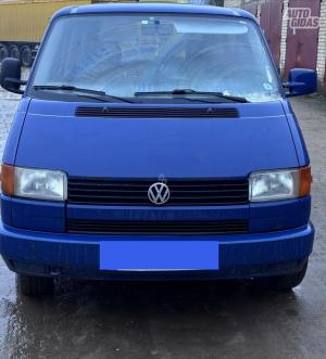 Zils Volkswagen Caravelle 1993 Biržai, ar dzinēja tilpumu 2.40 L un nobraukumu 429 tūkst. km par 1000 €, foto  vietnē AUTOMOTO.COM.LV
