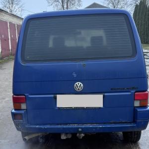 Zils Volkswagen Caravelle 1993 Biržai, ar dzinēja tilpumu 2.40 L un nobraukumu 429 tūkst. km par 1000 €, foto 2 vietnē AUTOMOTO.COM.LV