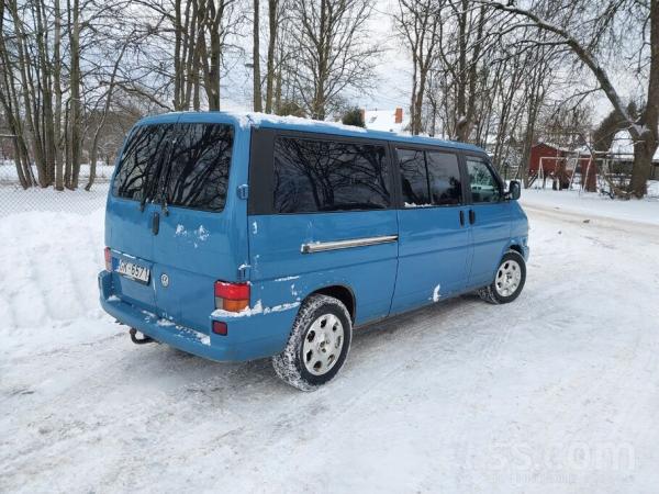 Zils Volkswagen Caravelle 1996 Rīga, ar dzinēja tilpumu 2.50 L un nobraukumu 0 tūkst. km par 6000 €, foto 4 vietnē AUTOMOTO.COM.LV