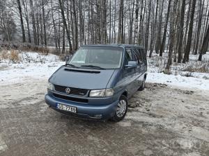 Blue Volkswagen Caravelle 1997 in Riga, with an engine capacity of 2.50 L and mileage of 441 thousand km for 3190 €, photo  on AUTOMOTO.COM.LV