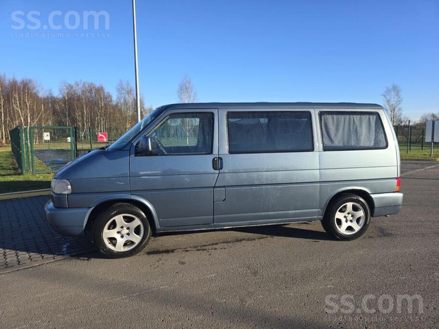 Blue Volkswagen Caravelle 1997 in Riga, with an engine capacity of 2.50 L and mileage of 441 thousand km for 3190 €, photo 15 on AUTOMOTO.COM.LV