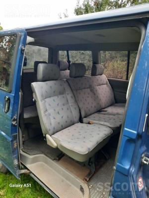 Zils Volkswagen Caravelle 1997 Tukums, ar dzinēja tilpumu 1.90 L un nobraukumu 579 tūkst. km par 3200 €, foto 6 vietnē AUTOMOTO.COM.LV