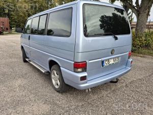 Blue Volkswagen Caravelle 1997 in Valmiera, with an engine capacity of 2.50 L and mileage of 250 thousand km for 4400 €, photo 7 on AUTOMOTO.COM.LV