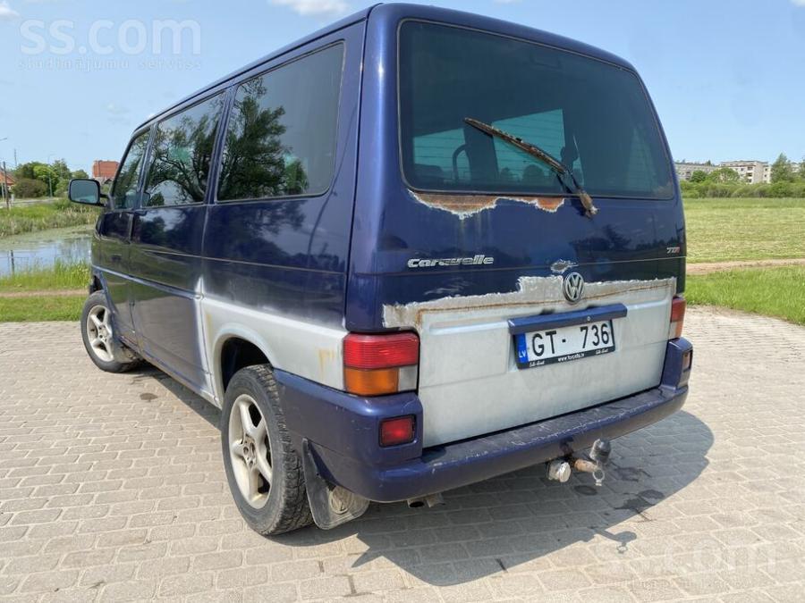 Blue Volkswagen Caravelle 1999 in Balvi, with an engine capacity of 2.50 L and mileage of 435 thousand km for 5800 €, photo 4 on AUTOMOTO.COM.LV