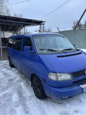 Zils Volkswagen Caravelle 1999 Daugavpils, ar dzinēja tilpumu 2.50 L un nobraukumu 538 tūkst. km par 3150 €, foto 3 vietnē AUTOMOTO.COM.LV