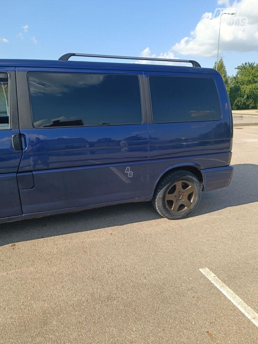 Zils Volkswagen Caravelle 1999 Pagėgiai, ar dzinēja tilpumu 2.50 L un nobraukumu 490 tūkst. km par 5900 €, foto 8 vietnē AUTOMOTO.COM.LV