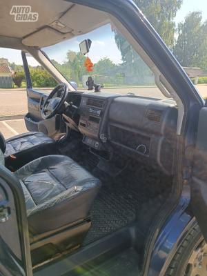 Zils Volkswagen Caravelle 1999 Pagėgiai, ar dzinēja tilpumu 2.50 L un nobraukumu 490 tūkst. km par 5900 €, foto 14 vietnē AUTOMOTO.COM.LV