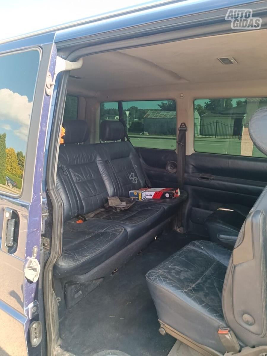Zils Volkswagen Caravelle 1999 Pagėgiai, ar dzinēja tilpumu 2.50 L un nobraukumu 490 tūkst. km par 5900 €, foto 15 vietnē AUTOMOTO.COM.LV