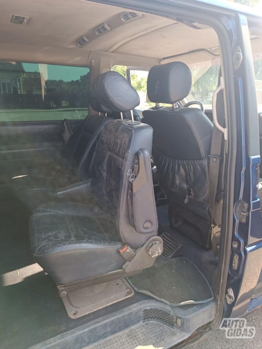 Zils Volkswagen Caravelle 1999 Pagėgiai, ar dzinēja tilpumu 2.50 L un nobraukumu 490 tūkst. km par 5900 €, foto 16 vietnē AUTOMOTO.COM.LV