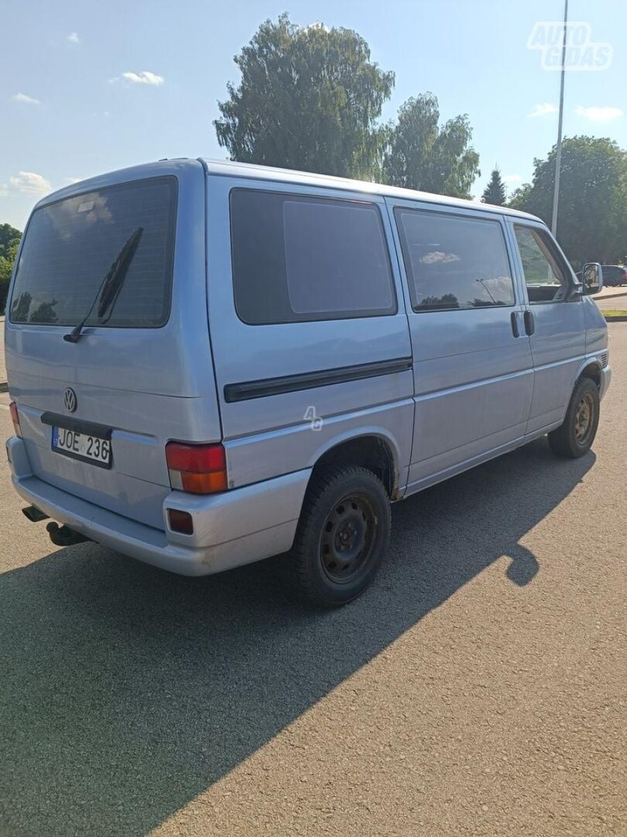 Zils Volkswagen Caravelle 1999 Pagėgiai, ar dzinēja tilpumu 2.50 L un nobraukumu 490 tūkst. km par 5900 €, foto 21 vietnē AUTOMOTO.COM.LV