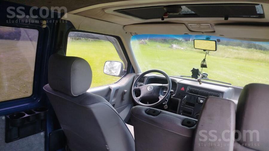 Zils Volkswagen Caravelle 1999 Aizkraukle, ar dzinēja tilpumu 2.40 L un nobraukumu 368 tūkst. km par 3200 €, foto 7 vietnē AUTOMOTO.COM.LV