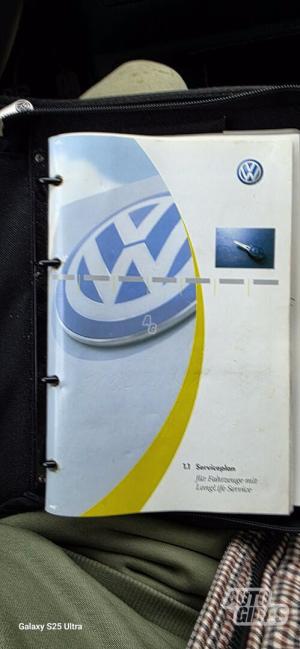 Zils Volkswagen Caravelle 2002 Viļņa, ar dzinēja tilpumu 2.50 L un nobraukumu 363 tūkst. km par 8500 €, foto  vietnē AUTOMOTO.COM.LV