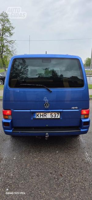 Zils Volkswagen Caravelle 2002 Viļņa, ar dzinēja tilpumu 2.50 L un nobraukumu 363 tūkst. km par 8500 €, foto 5 vietnē AUTOMOTO.COM.LV