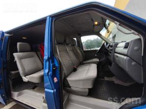 Blue Volkswagen Caravelle 2002 in Riga, with an engine capacity of 2.50 L and mileage of 400 thousand km for 5200 €, photo 12 on AUTOMOTO.COM.LV