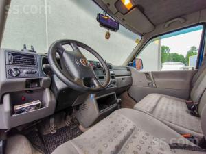 Blue Volkswagen Caravelle 2002 in Riga, with an engine capacity of 2.50 L and mileage of 400 thousand km for 5200 €, photo 18 on AUTOMOTO.COM.LV