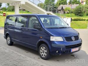 Blue Volkswagen Caravelle 2004 in Rezekne, with an engine capacity of 2.50 L and mileage of 403 thousand km for 3850 €, photo 2 on AUTOMOTO.COM.LV