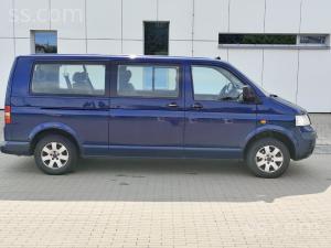 Blue Volkswagen Caravelle 2004 in Rezekne, with an engine capacity of 2.50 L and mileage of 403 thousand km for 3850 €, photo 6 on AUTOMOTO.COM.LV