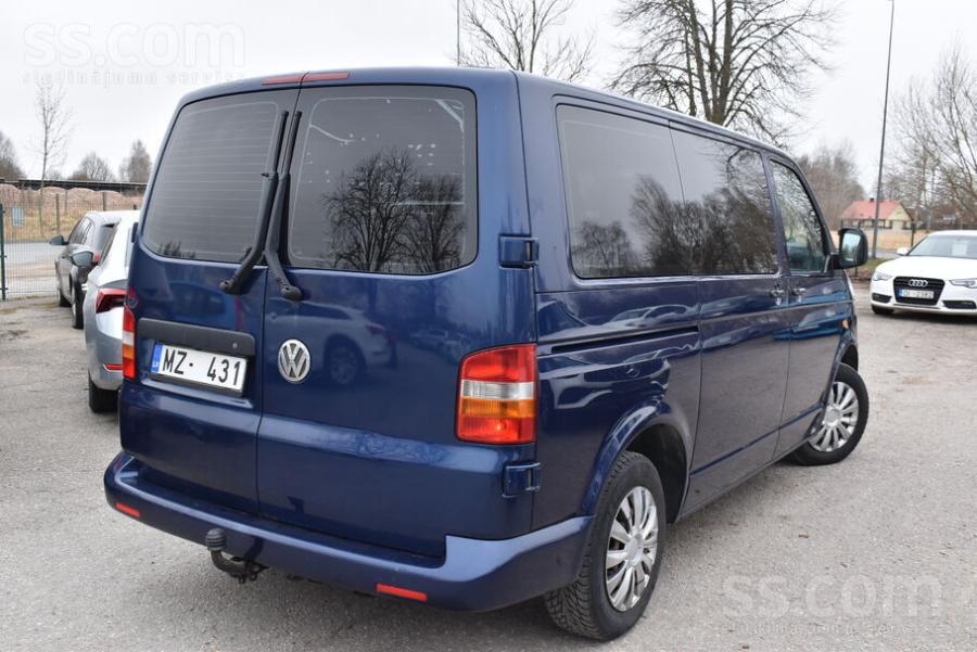 Blue Volkswagen Caravelle 2005 in Kuldiga, with an engine capacity of 2.50 L and mileage of 0 thousand km for 6550 €, photo 3 on AUTOMOTO.COM.LV
