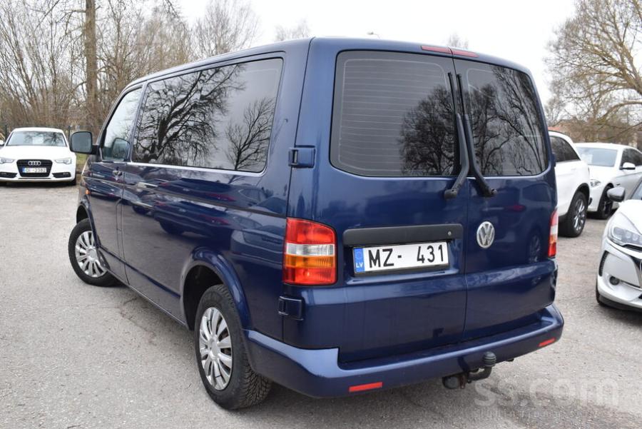 Blue Volkswagen Caravelle 2005 in Kuldiga, with an engine capacity of 2.50 L and mileage of 0 thousand km for 6550 €, photo 4 on AUTOMOTO.COM.LV