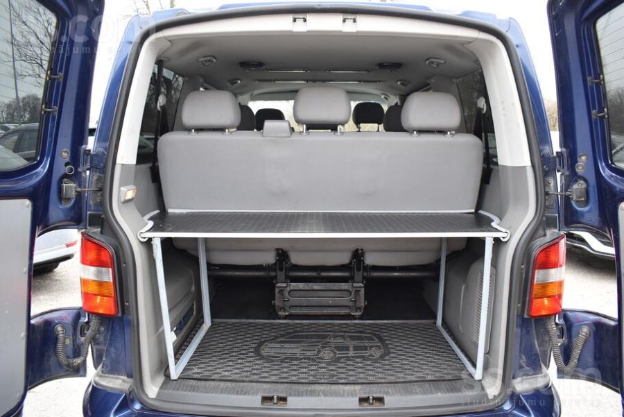 Blue Volkswagen Caravelle 2005 in Kuldiga, with an engine capacity of 2.50 L and mileage of 0 thousand km for 6550 €, photo 10 on AUTOMOTO.COM.LV