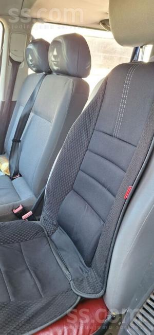 Blue Volkswagen Caravelle 2006 in Jelgava, with an engine capacity of 1.90 L and mileage of 345 thousand km for 3500 €, photo 9 on AUTOMOTO.COM.LV