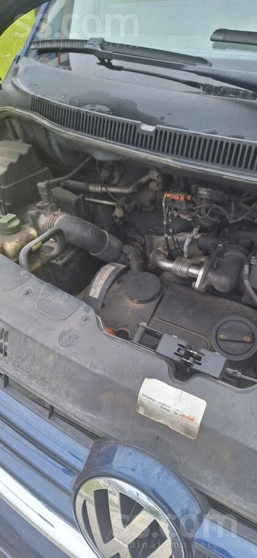 Blue Volkswagen Caravelle 2006 in Jelgava, with an engine capacity of 1.90 L and mileage of 345 thousand km for 3500 €, photo 12 on AUTOMOTO.COM.LV