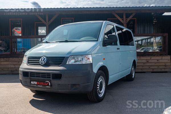 Blue Volkswagen Caravelle 2006 in Riga, with an engine capacity of 2.50 L and mileage of 0 thousand km for 6450 €, photo 7 on AUTOMOTO.COM.LV