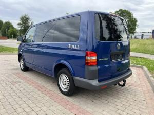 Zils Volkswagen Caravelle 2007 Cēsis, ar dzinēja tilpumu 1.90 L un nobraukumu 290 tūkst. km par 7999 €, foto 6 vietnē AUTOMOTO.COM.LV