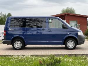 Zils Volkswagen Caravelle 2007 Cēsis, ar dzinēja tilpumu 1.90 L un nobraukumu 290 tūkst. km par 7999 €, foto 7 vietnē AUTOMOTO.COM.LV