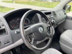 Zils Volkswagen Caravelle 2007 Cēsis, ar dzinēja tilpumu 1.90 L un nobraukumu 290 tūkst. km par 7999 €, foto 11 vietnē AUTOMOTO.COM.LV