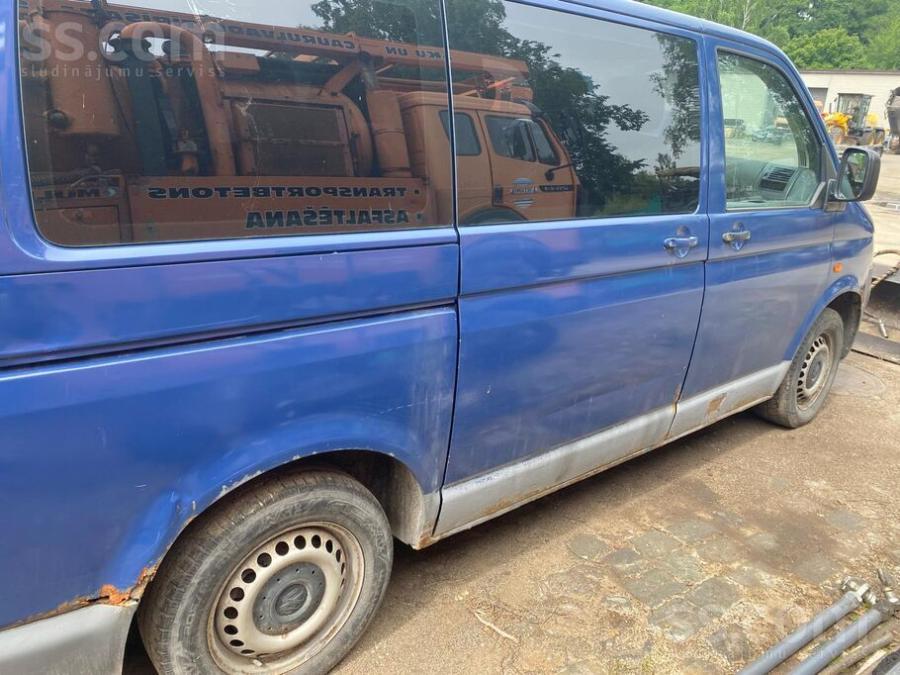 Zils Volkswagen Caravelle 2007 Jūrmala, ar dzinēja tilpumu 2.50 L un nobraukumu 351 tūkst. km par 1550 €, foto 1 vietnē AUTOMOTO.COM.LV