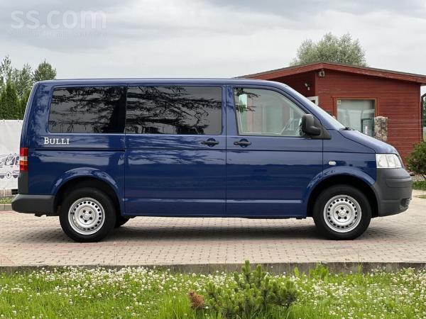 Zils Volkswagen Caravelle 2007 Cēsis, ar dzinēja tilpumu 1.90 L un nobraukumu 290 tūkst. km par 7999 €, foto 6 vietnē AUTOMOTO.COM.LV