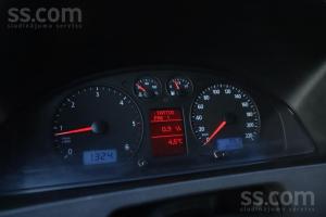 Zils Volkswagen Caravelle 2007 Tukums, ar dzinēja tilpumu 2.50 L un nobraukumu 355 tūkst. km par 6250 €, foto 15 vietnē AUTOMOTO.COM.LV