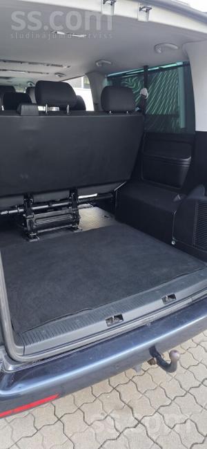 Zils Volkswagen Caravelle 2015 Rīga, ar dzinēja tilpumu 2.00 L un nobraukumu 370 tūkst. km par 18300 €, foto 10 vietnē AUTOMOTO.COM.LV