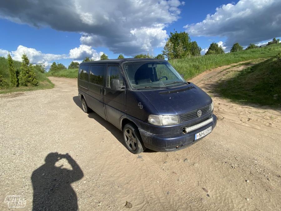Blue Volkswagen Caravelle 1997 in Vilnius, with an engine capacity of 2.50 L and mileage of 377 thousand km for 2300 €, photo 3 on AUTOMOTO.COM.LV
