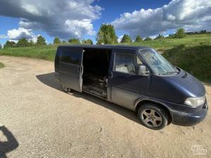 Blue Volkswagen Caravelle 1997 in Vilnius, with an engine capacity of 2.50 L and mileage of 377 thousand km for 2300 €, photo 7 on AUTOMOTO.COM.LV
