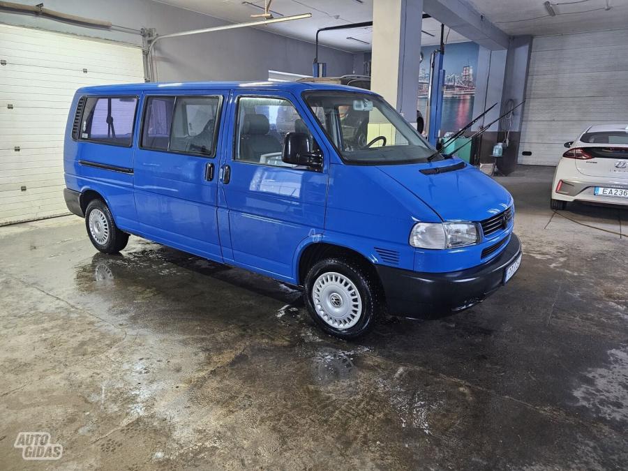 Zils Volkswagen Caravelle 2000 Kauņa, ar dzinēja tilpumu 1.90 L un nobraukumu 219 tūkst. km par 4400 €, foto 1 vietnē AUTOMOTO.COM.LV