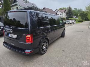 Blue Volkswagen Caravelle 2017 in Vilnius, with an engine capacity of 2.00 L and mileage of 204 thousand km for 18100 €, photo 5 on AUTOMOTO.COM.LV