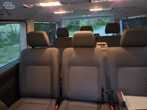 Blue Volkswagen Caravelle 2017 in Vilnius, with an engine capacity of 2.00 L and mileage of 204 thousand km for 18100 €, photo 7 on AUTOMOTO.COM.LV